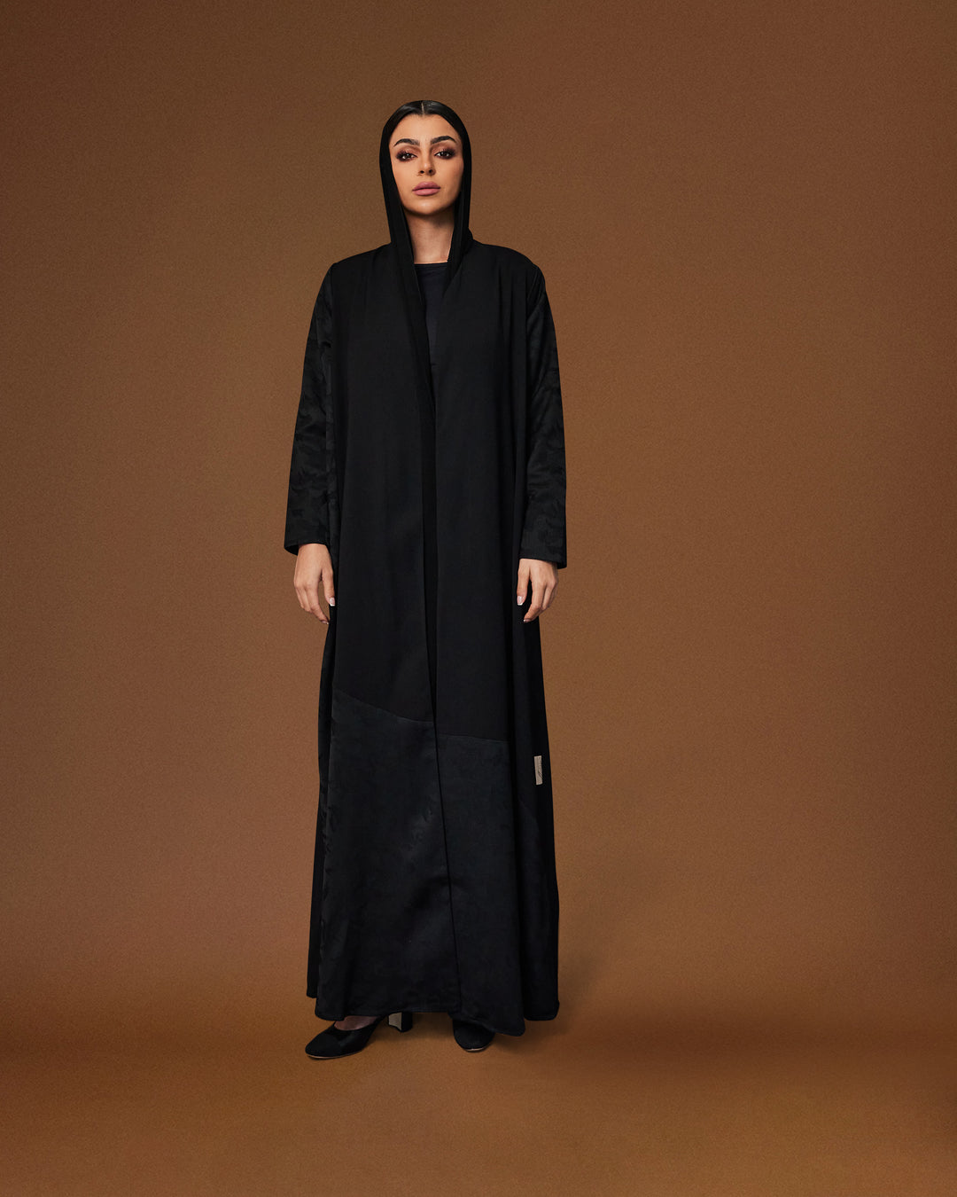 Noir Flow – ALMOTAHAJIBA